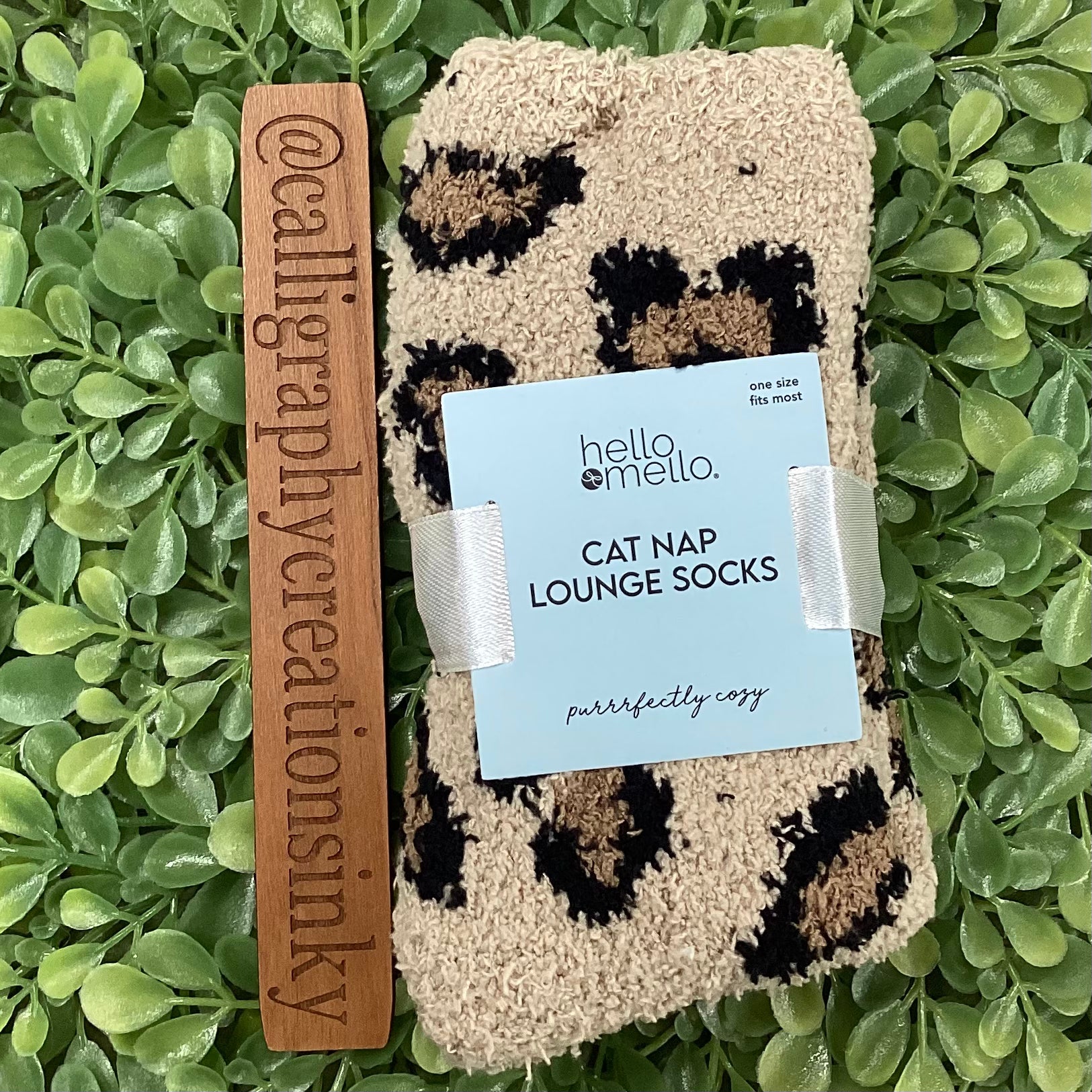 Tan /Hello Mello Lounge Socks – Calligraphy Creations In KY